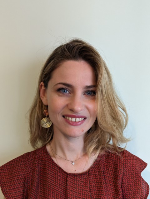 Claudia Emiliani, Psicologa ad orientamento Cognitivo-Comportamentale
