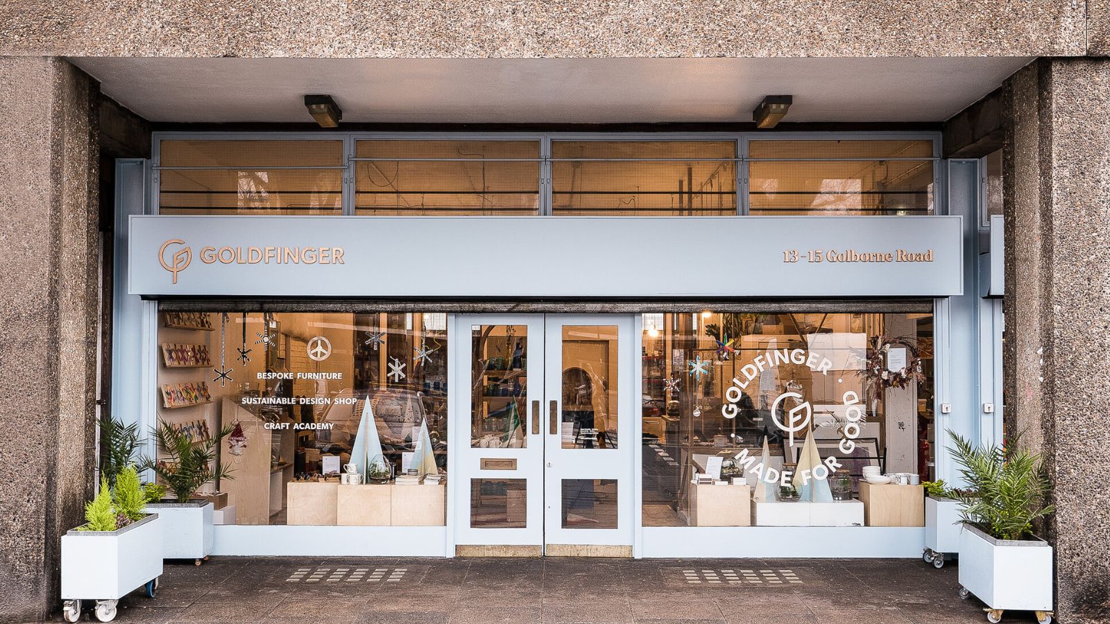 Our story with Goldfinger: Endless Aisle for events and pop-ups - Jun ...