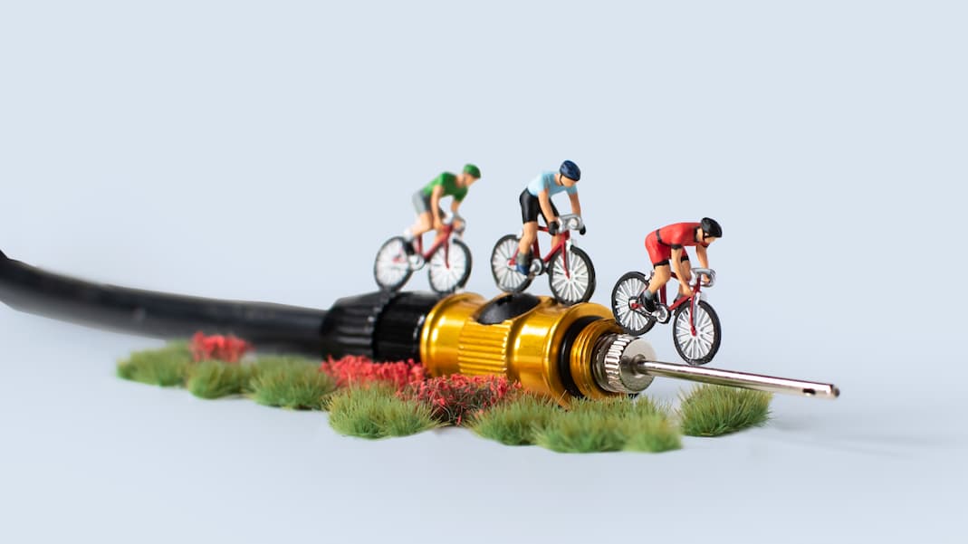 Understanding Cashless Payments: A Comprehensive Guide - iwoca