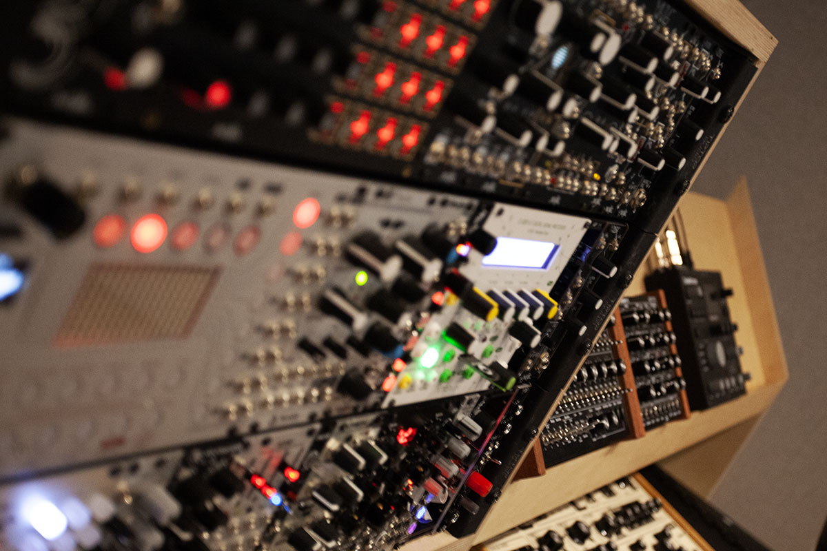 DJ & Electronic Music Production Diploma Degree | dBs Institute of ...