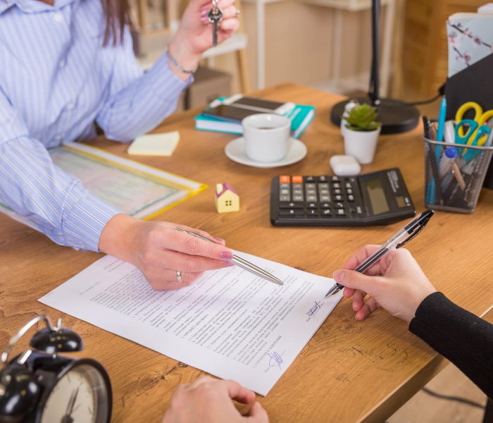 Factoring Agreements: Top 7 Critical Points to Check