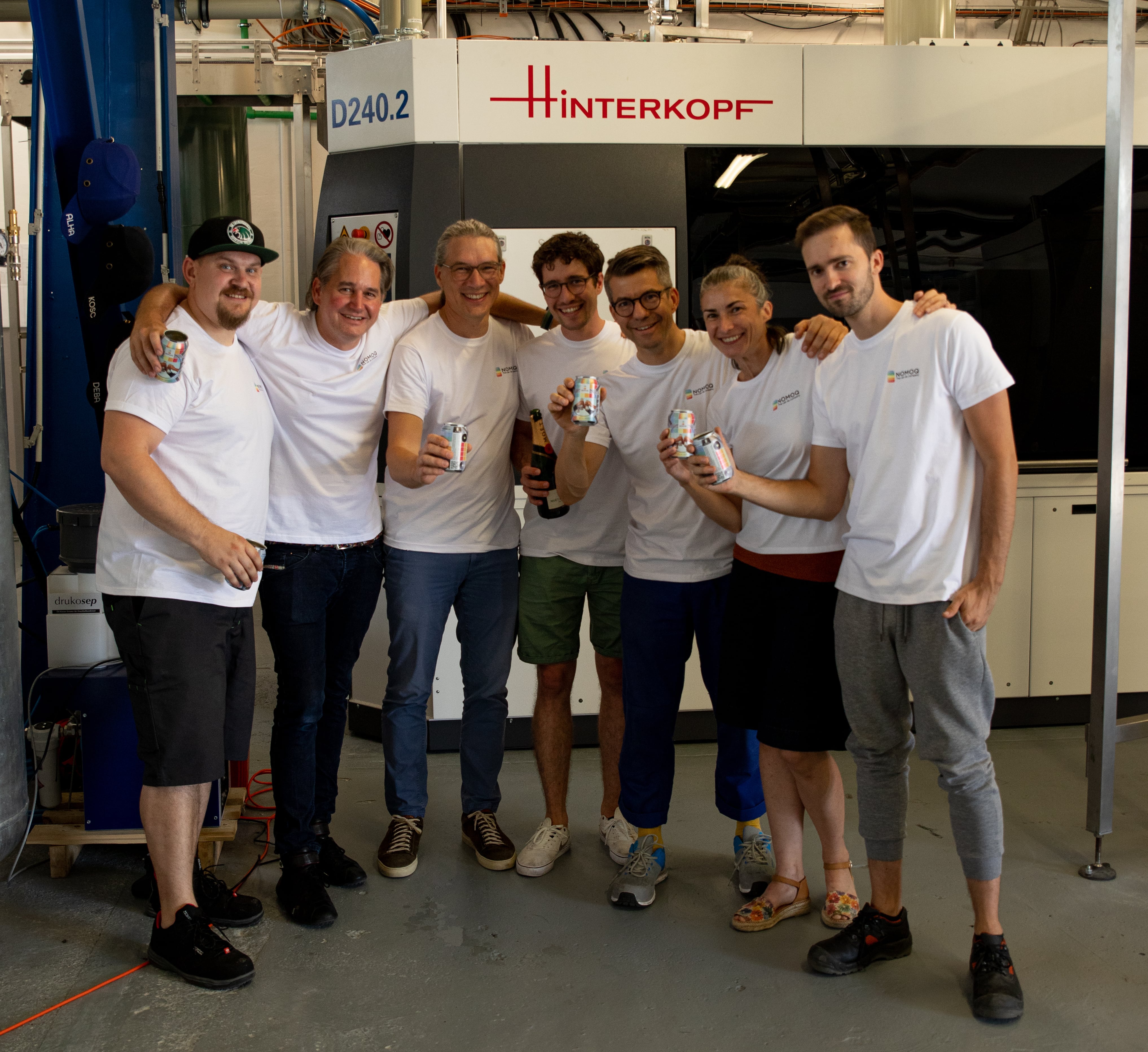 Meet Nomoq: Bedruckte Aluminiumdosen ohne Mindestbestellmenge - Stories ...