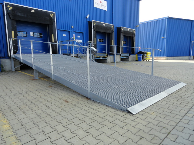 Entrance ramps | JaP - Jacina