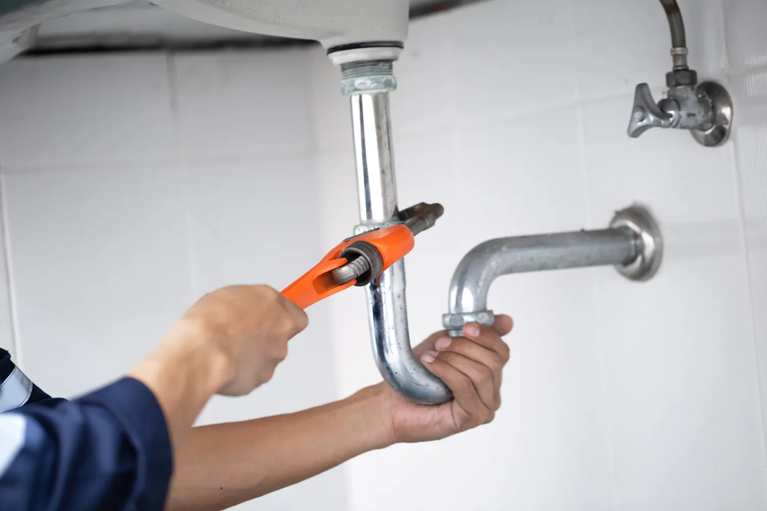 How To Become a Plumber | Skilled Trades College of Canada