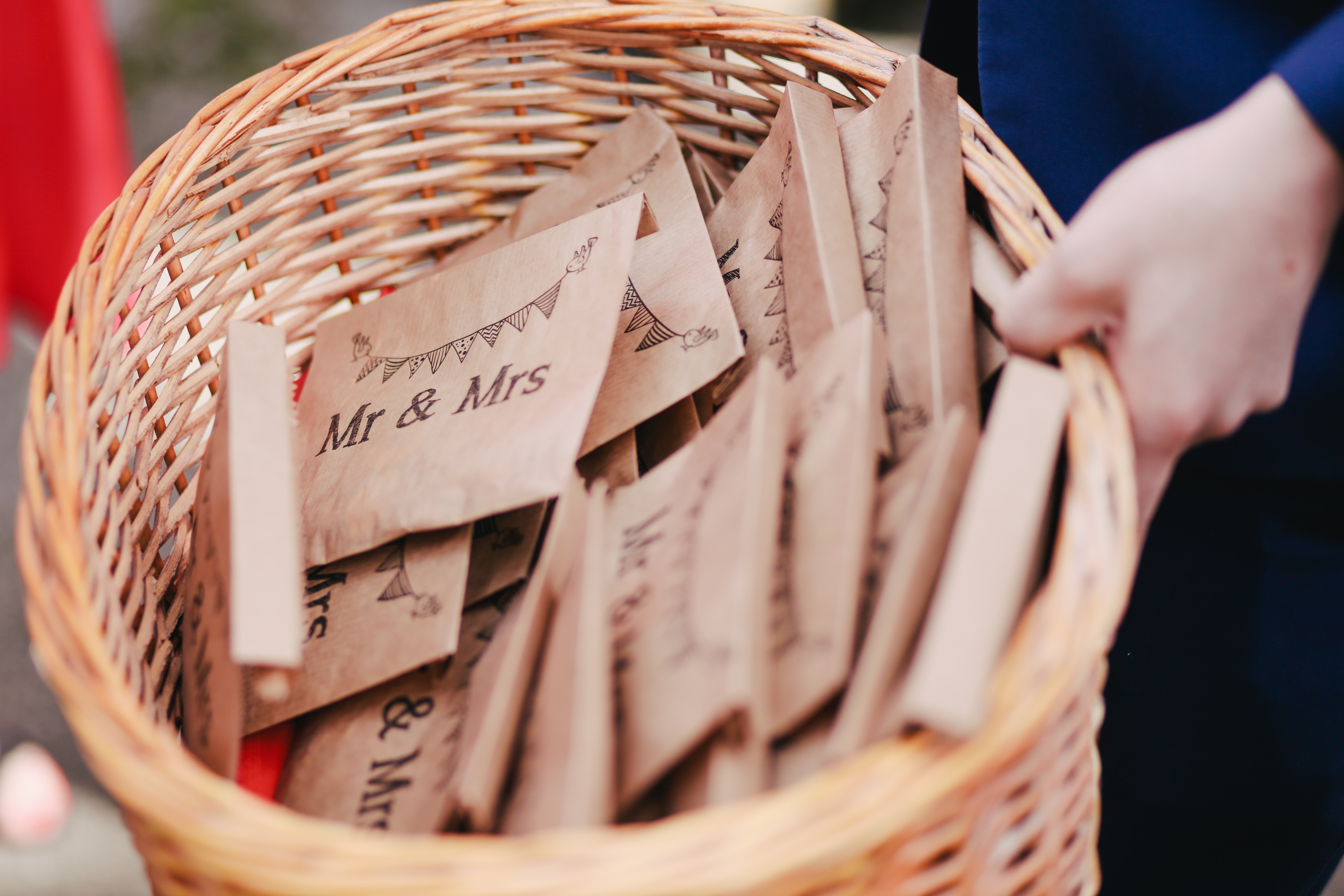 Dropevent - A Guide to Planning the Perfect Office Holiday Party - 5 ...