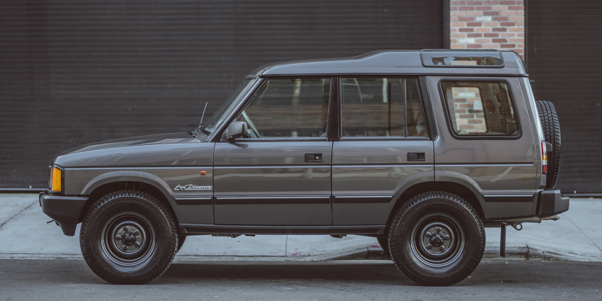 Land Rover 5-Door Build - Brooklyn Coachworks