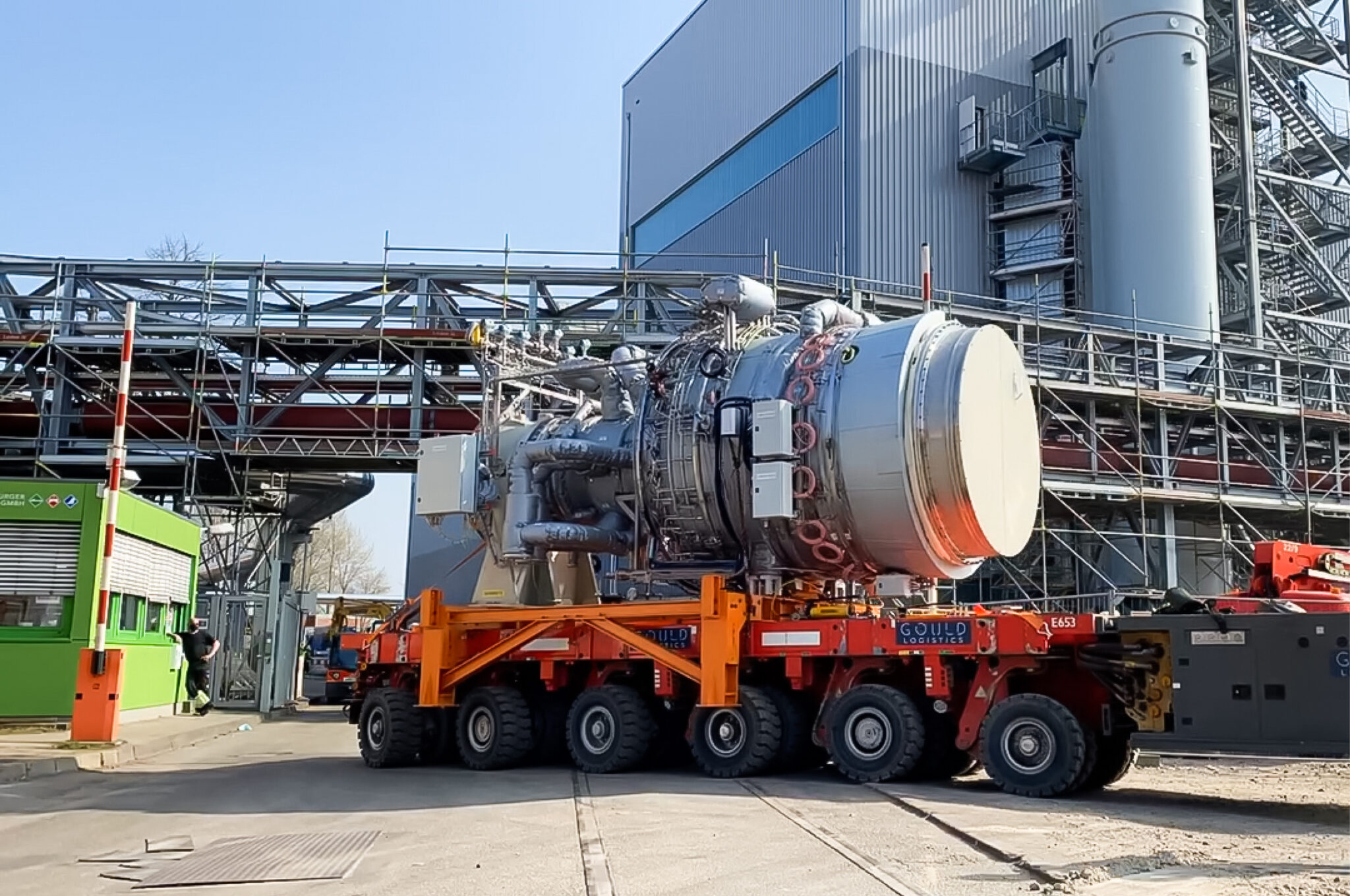 Elevation and positioning of 45 mton piece