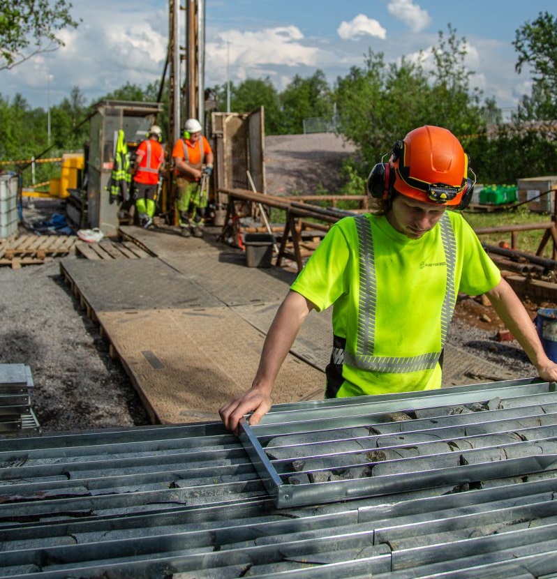 Avannaa Exploration Services