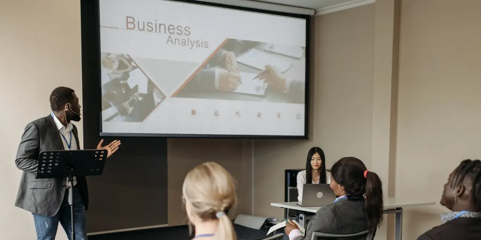 4K 3x1 HDMI Switch with USB-C Input Presentation Switcher | SC&T