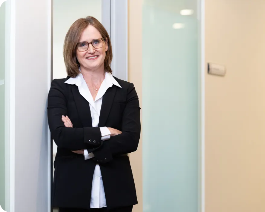 CEO Headshots & Portraits: Tips, Examples and Cost 📷