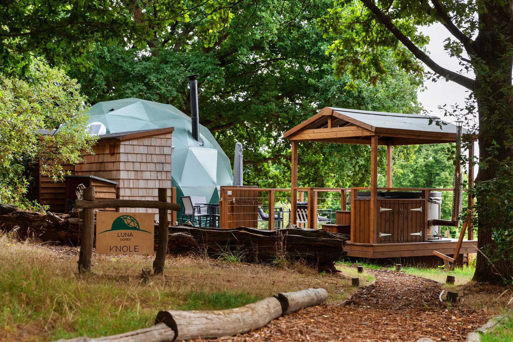 Luna Domes - Luxury Glamping Domes