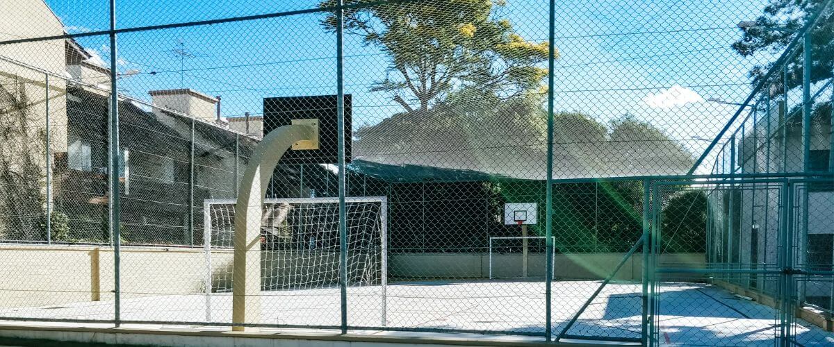Quadra poliesportiva: Medidas e formas de uso em um condomínio - uCondo