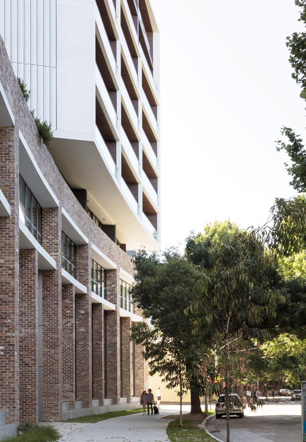 CHROFI | Project | Bay Street Mezzo Apartments