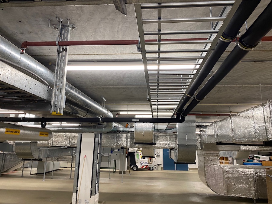 Technische ruimtes Schiphol Oost transformeren met LED naar een veilige ...