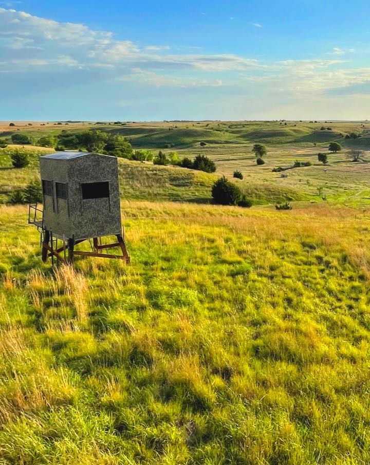 Prairie Breeze Lodge - Quality Vacation Lodging IN Western Kansas