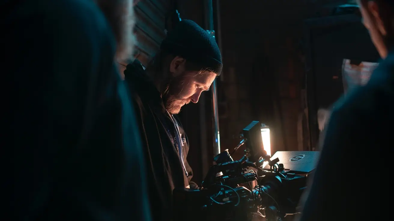 Filming in Low-Light Conditions: Tips & Techniques for Independent ...