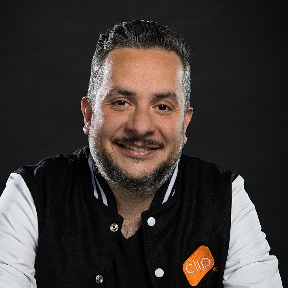 Víctor Velázquez - Clip