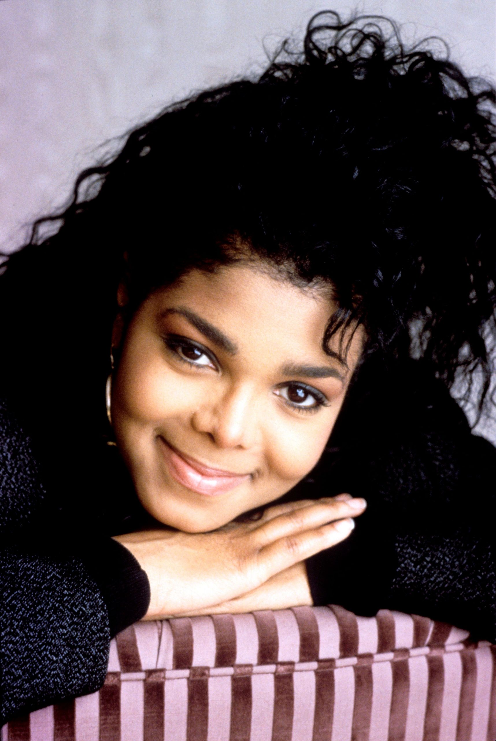 Janet Jackson Workout Routine and Diet Plan