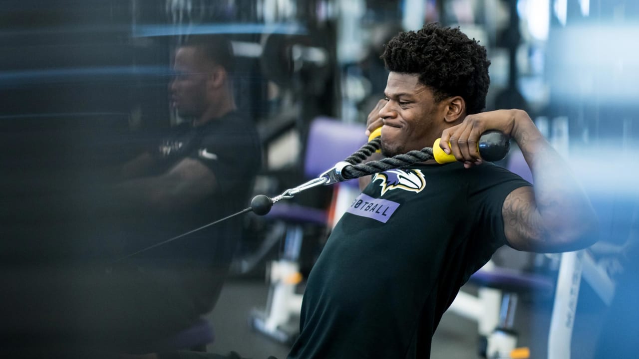 Lamar Jackson Workout Routine and Diet Plan