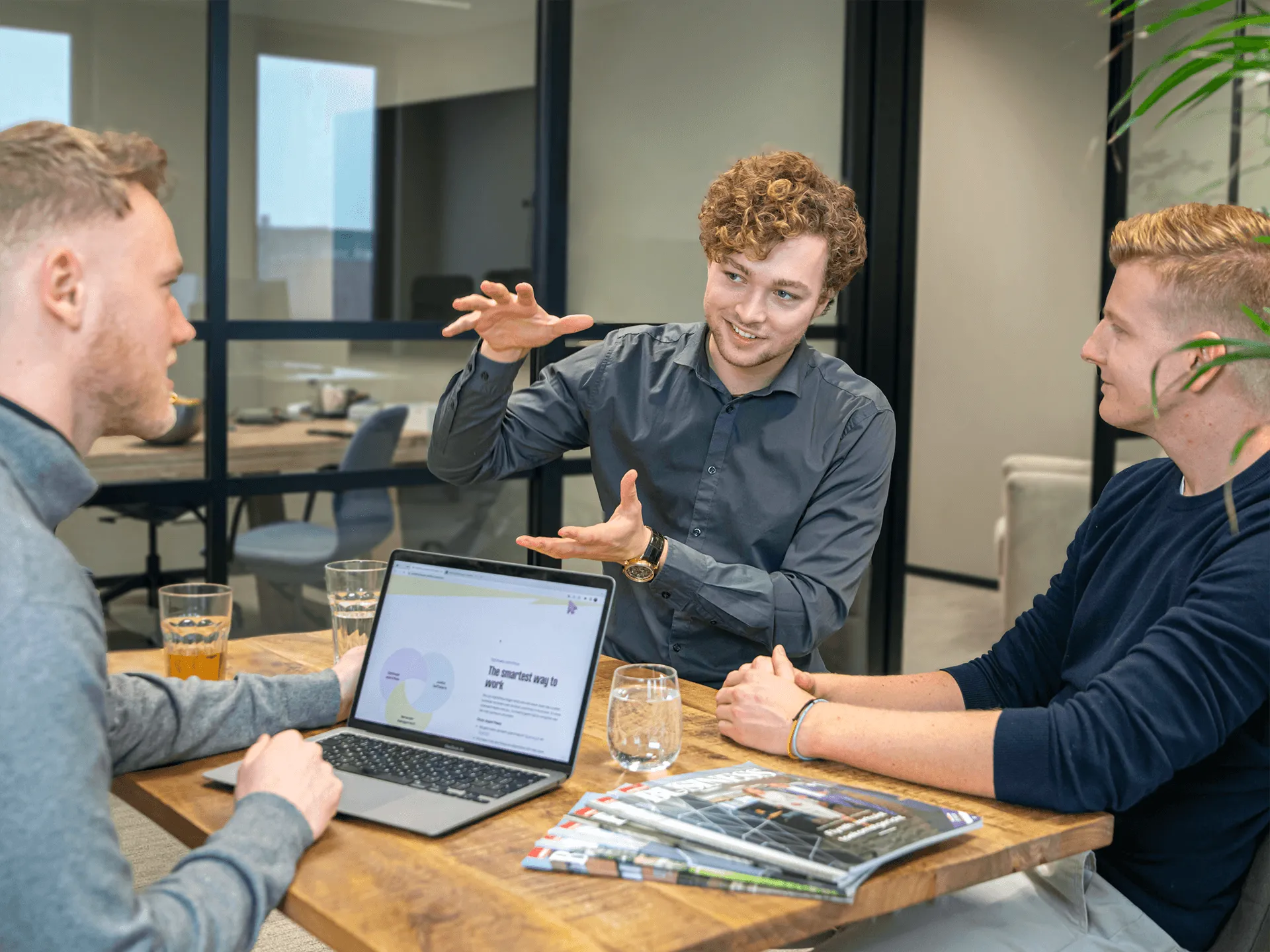 Wij helpen teams held te worden van hun workflow