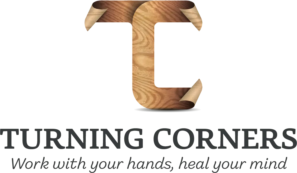 Contact and Locate Turning Corners in Hull