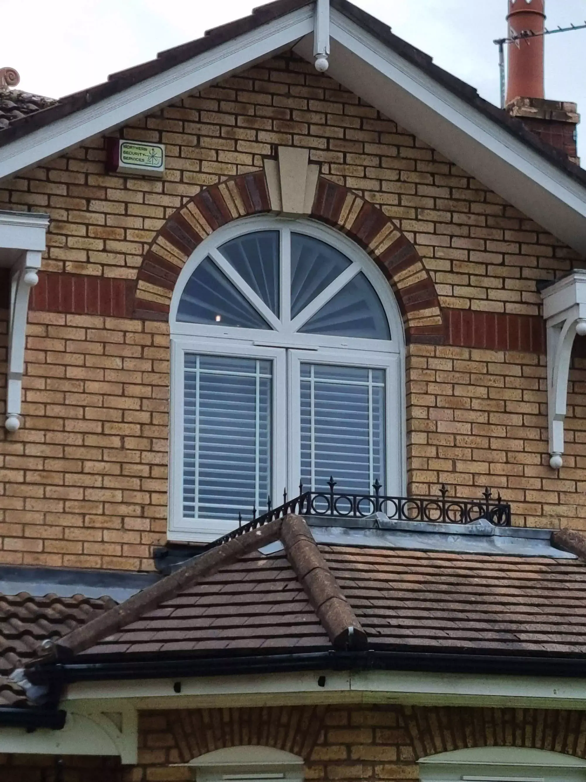 Special Shaped Shutters Manchester & Cheshire | FREE Estimate, Call Today