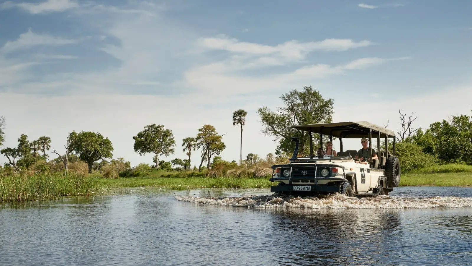 Sanctuary Baines Camp - safari lodge in Okavango Delta
