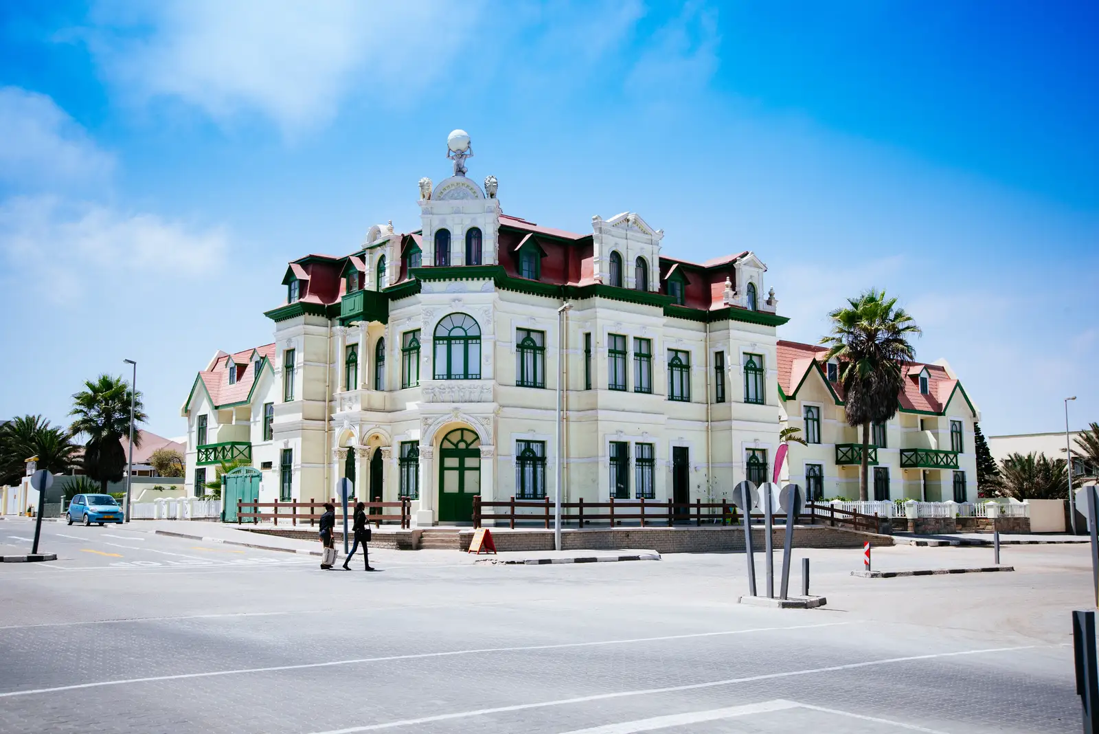 Swakopmund Safaris - Tours, packages and lodging