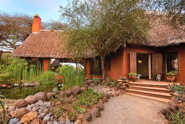 Tawi Lodge - safari lodge in Amboseli National Park