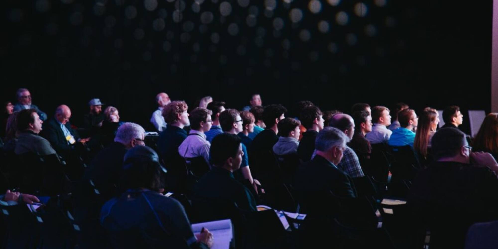 Audience vs. Community: Seven Major Differences (And Some Similarities)