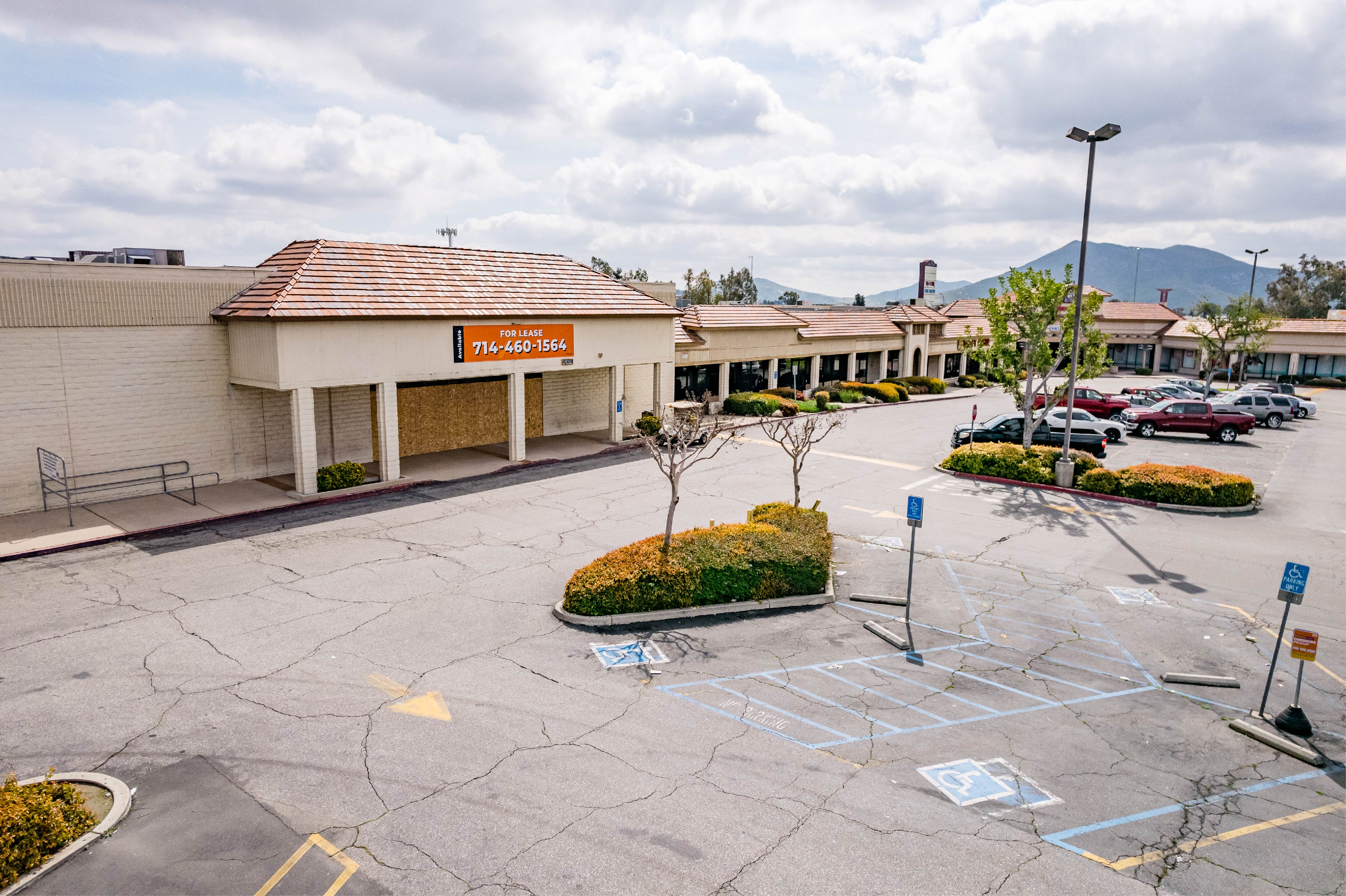 Valley Boulevard - Fontana