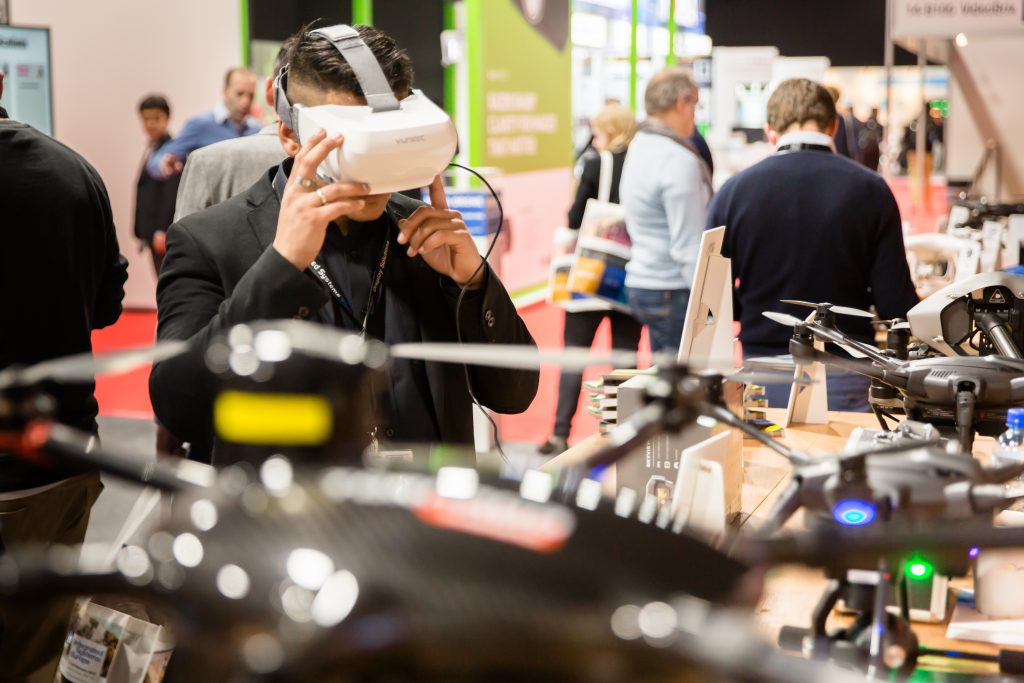 How to Create a Convincing Virtual Reality 3D Sound Experience