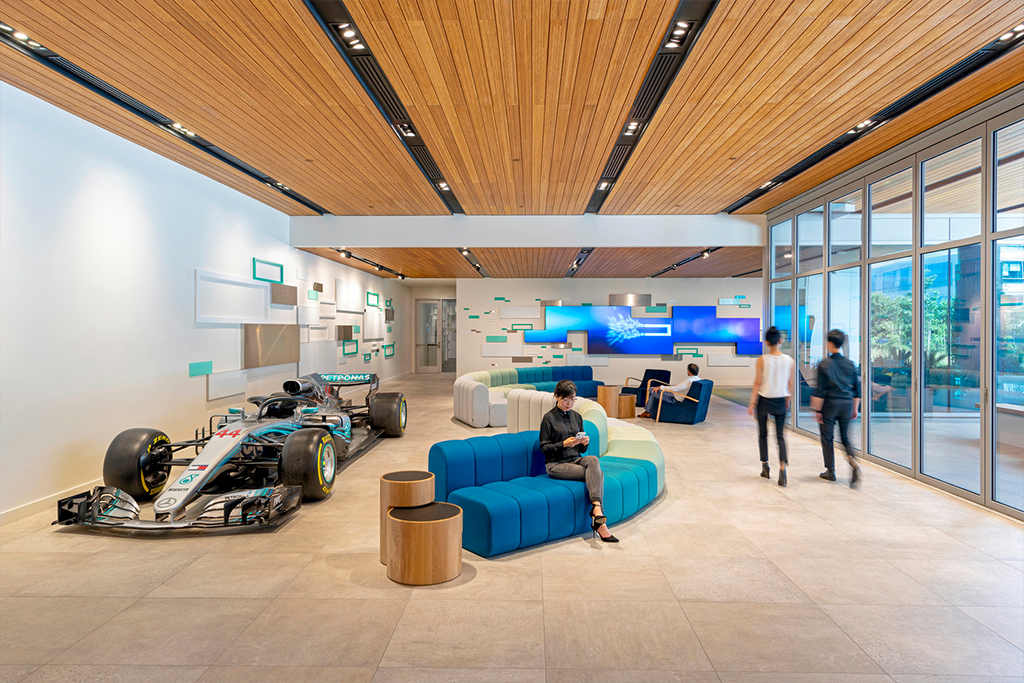 Indoor LED Walls in the Workplace of the Future