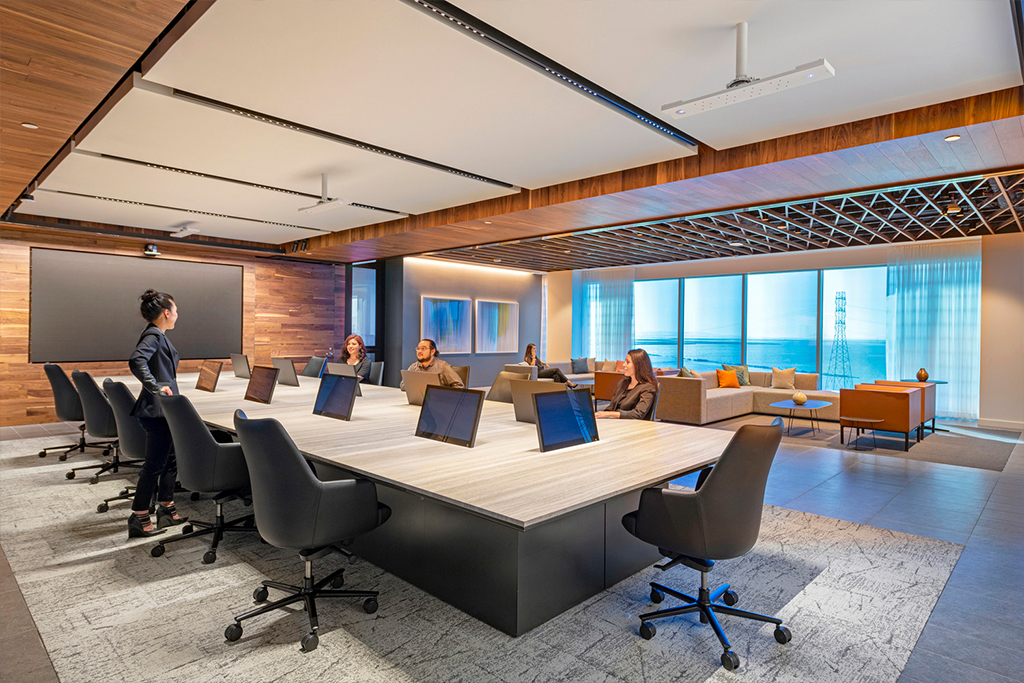 Indoor LED Walls in the Workplace of the Future