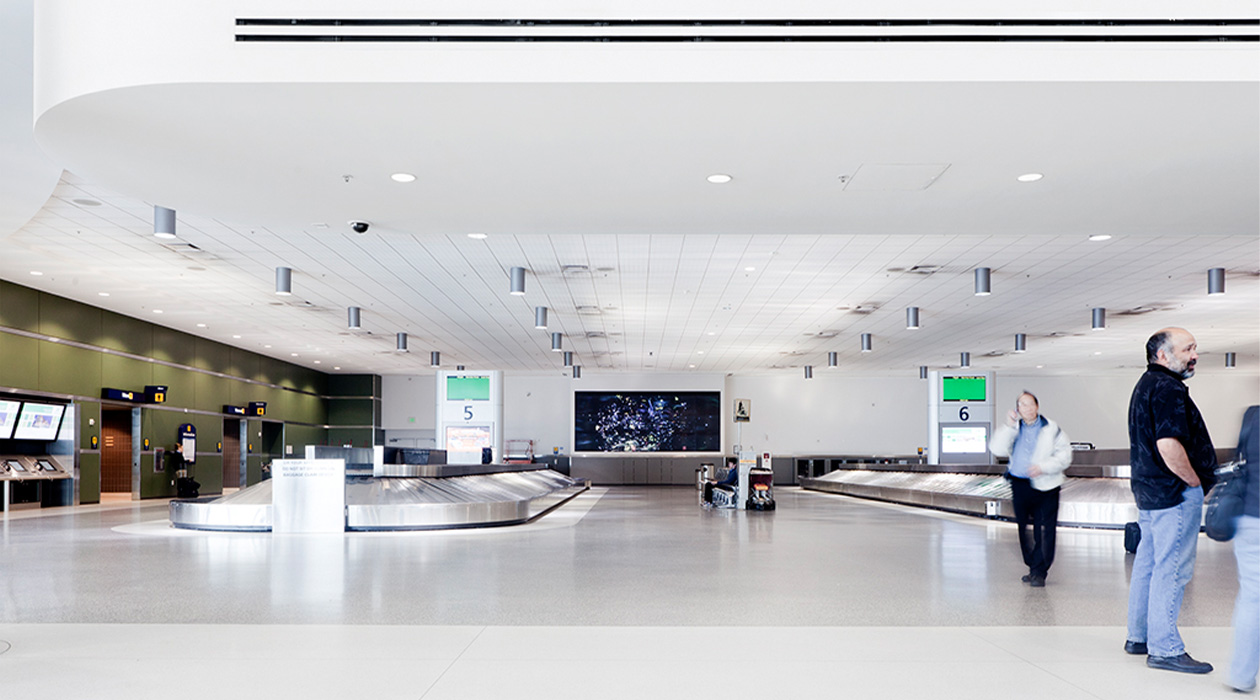 63bdccc7fd551d4658cbbed3_Markets_Card_OAK Terminal 2.jpg