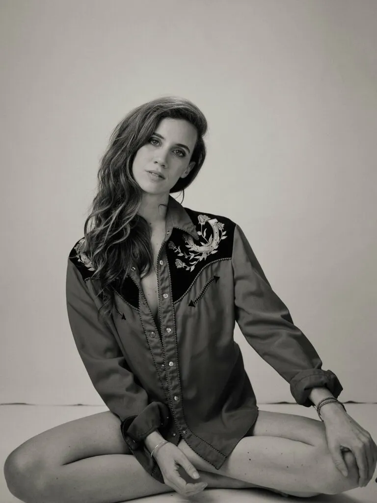 Backstage With: Emily Keating | IndieFlow