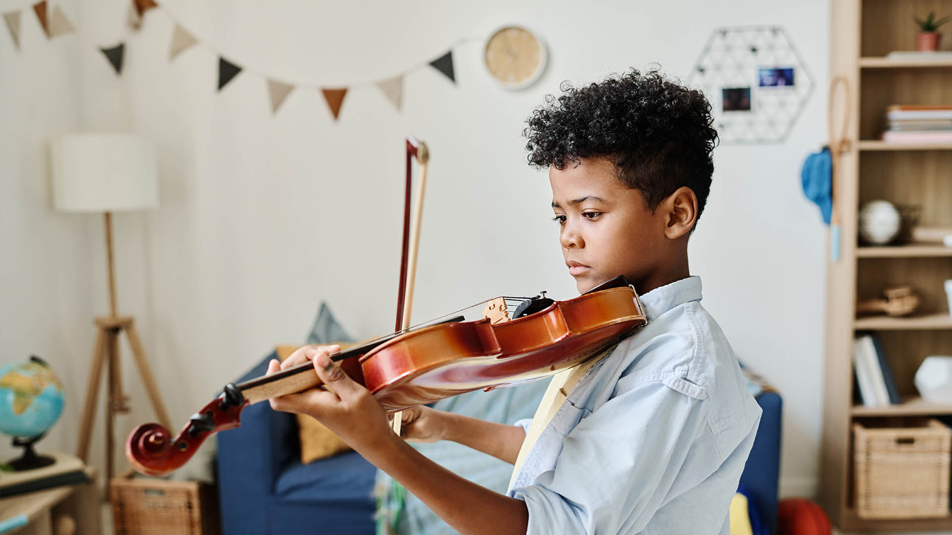 Parents' Guide to Violin Lessons for Kids: Clearing Up Doubts | Ardes Music