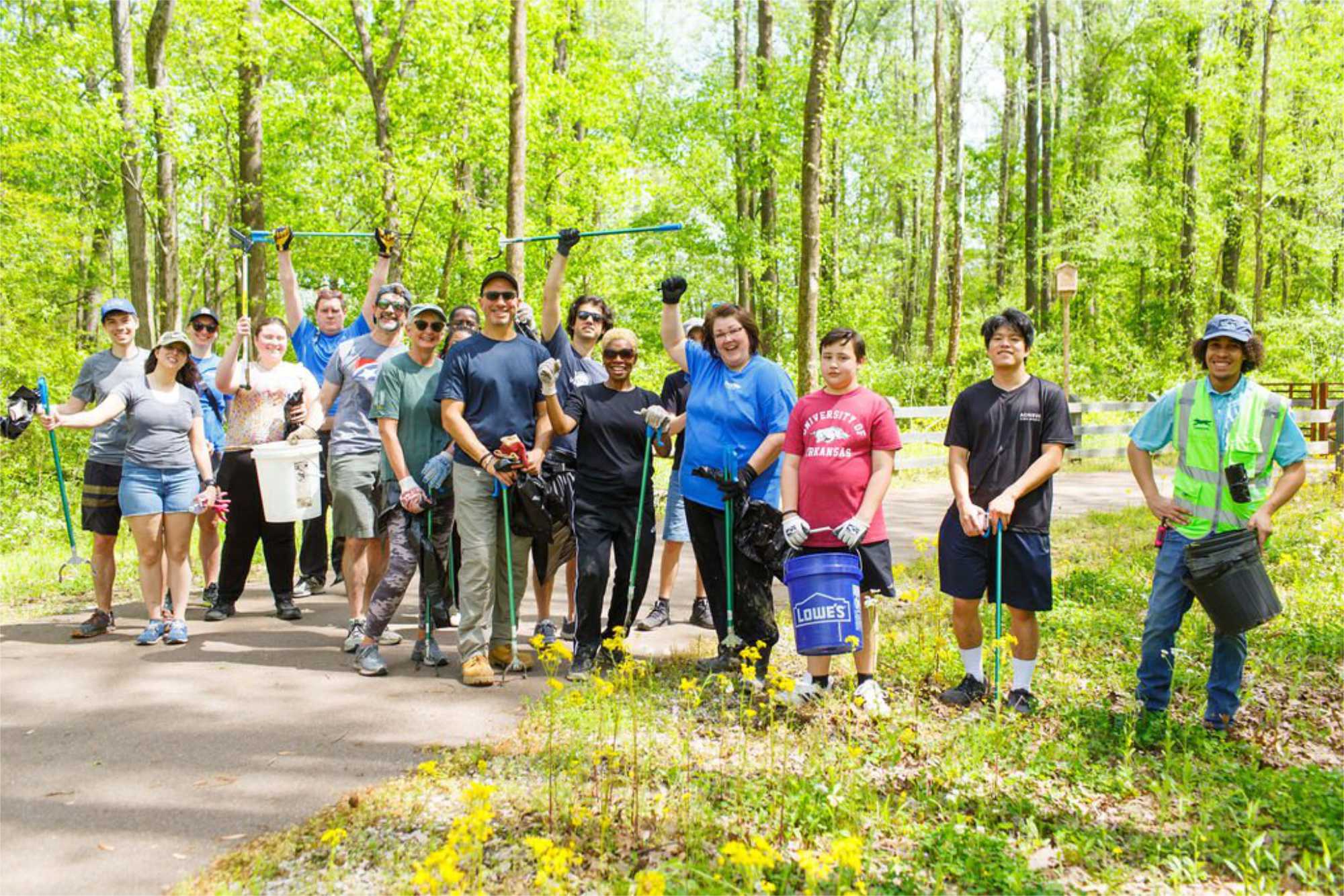 Great Earth Day Effort by Volunteers at Kennedy Park! | Wolf River Conservancy