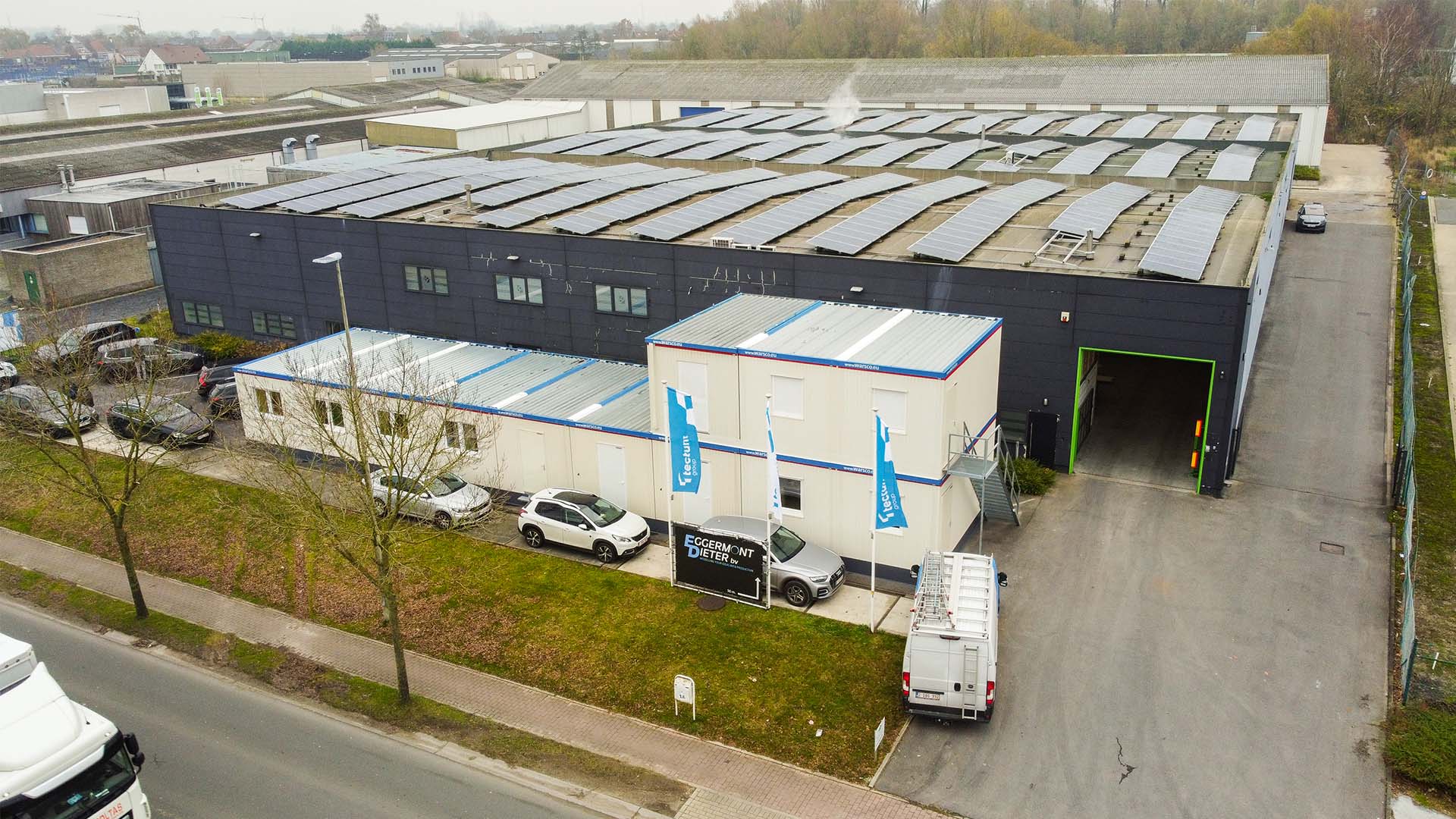 Tectum Group leidt dakdekkers helemaal zelf op