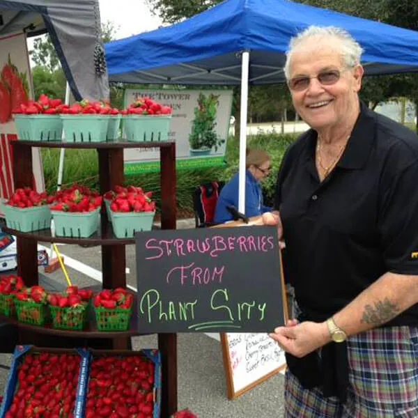 Berry Fresh Cafe Photo Gallery + The People + The Food