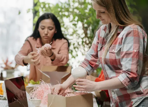 9 Order Management Software Solutions For Businesses Of All Sizes