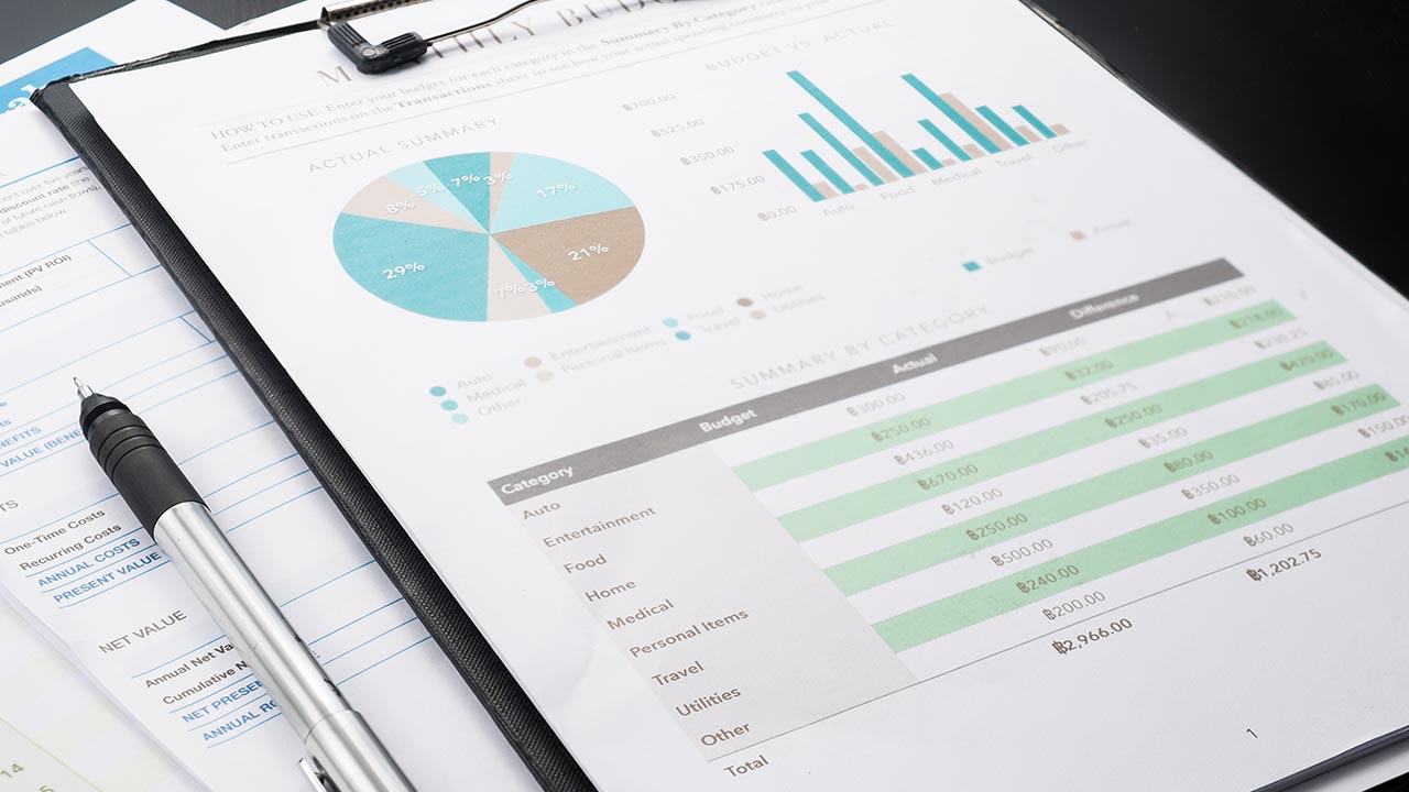 How To Present Quantitative & Qualitative Data Together In Reporting ...