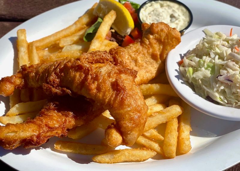 Oceanside Beach Bar & Grill