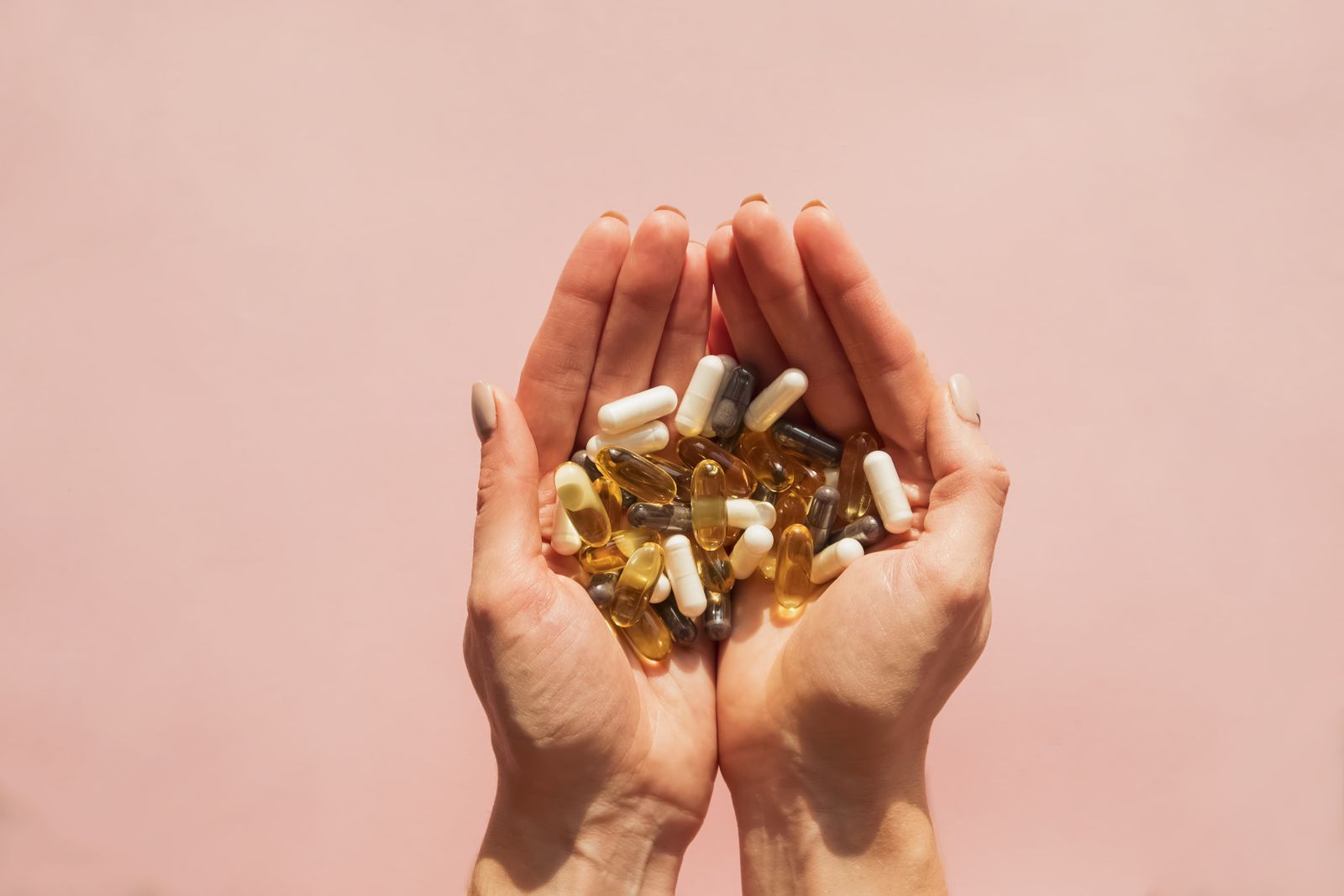 Best PCOS Supplements & Vitamins For Naturally Treating PCOS | Allara