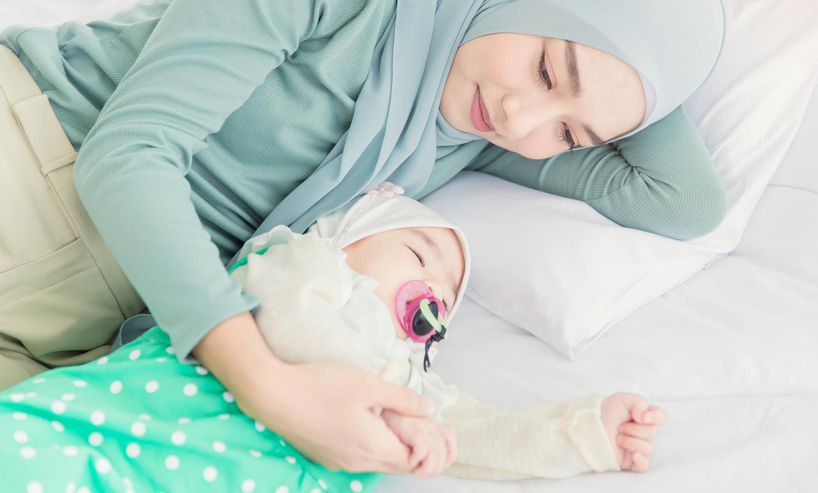 Skincare for Mothers & Babies | Fakeeh Complementary