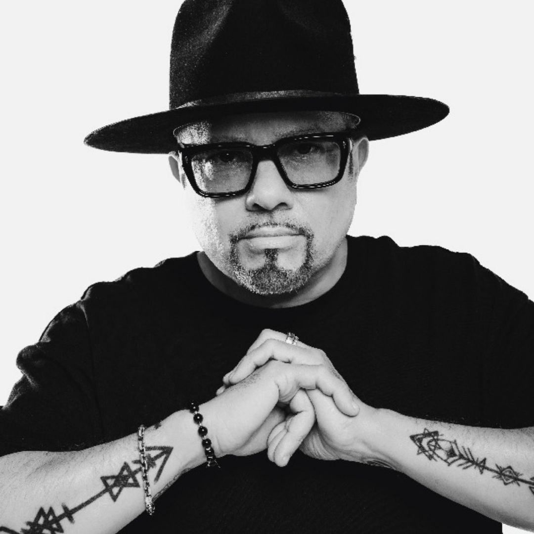 STEREO | Mix of Music, Cocktails & Dining | Covent Garden London