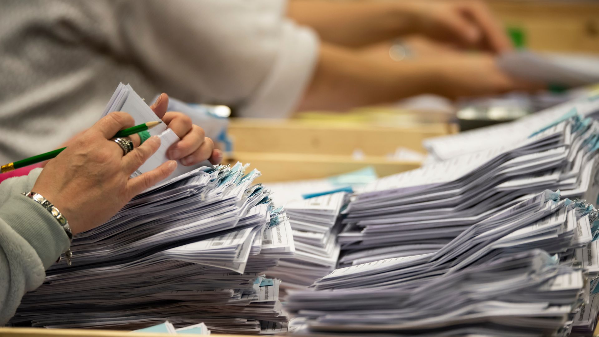 What You Can Learn From Monitoring Election Offices in California