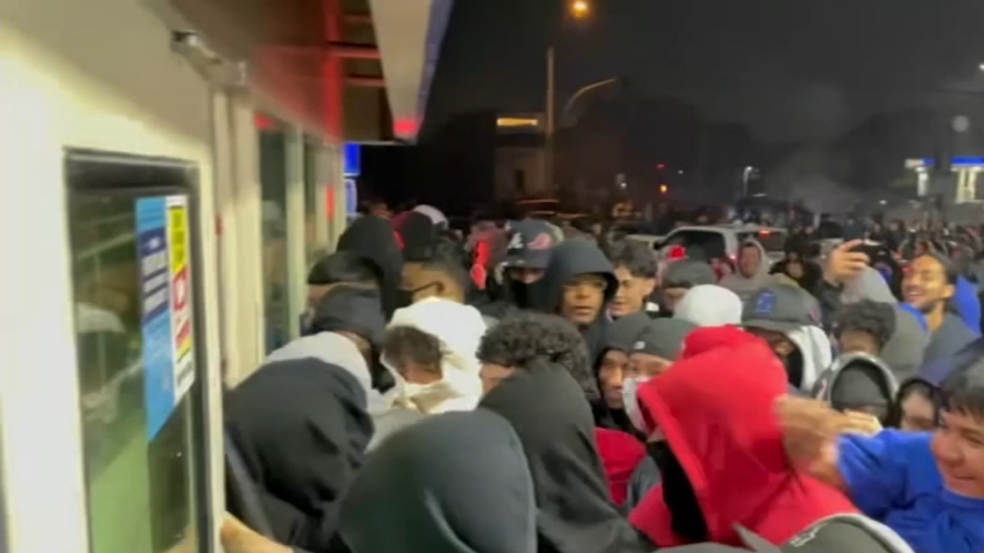 Video • Los Angeles Businesses and Streets Destroyed in Lawless Night ...