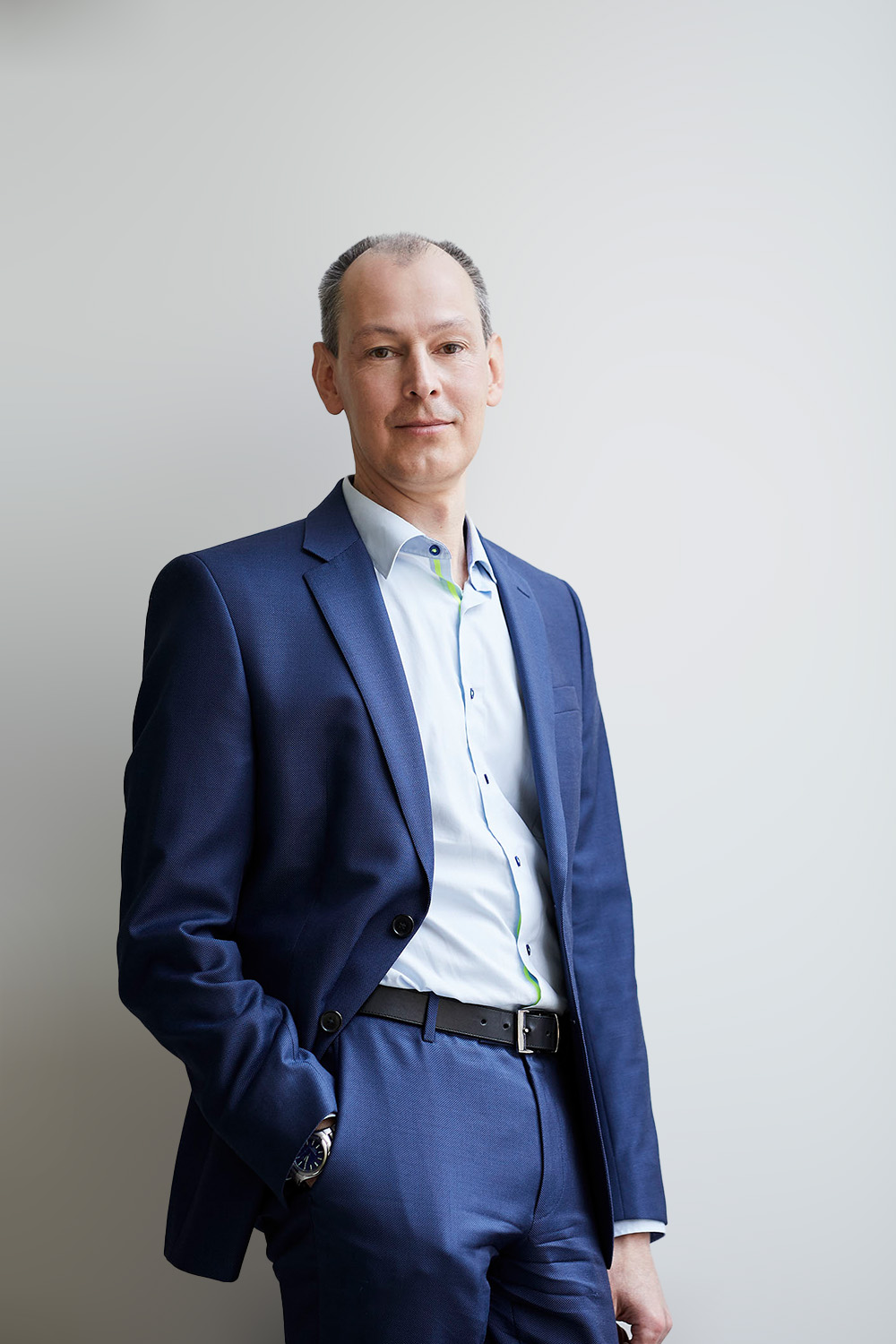 Crew | Orbit Fund Boutique