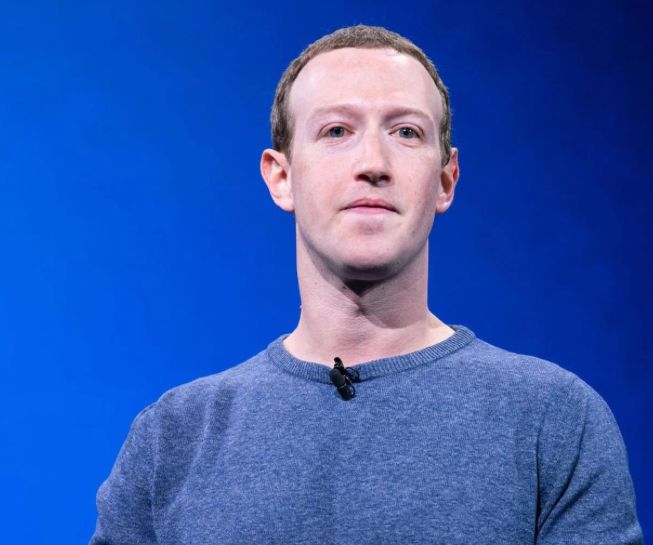 A BEARDED MARK ZUCKERBERG TAKES SOCIAL MEDIA BY STORM! | The Shade Borough